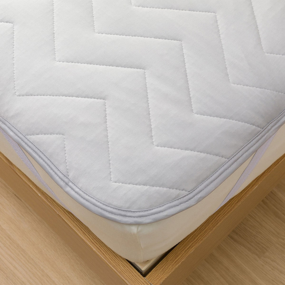 N COOL TOPPERS & FITTED SHEETS